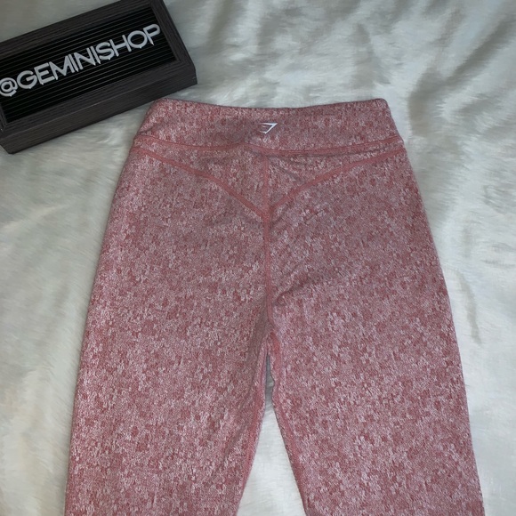 Gymshark | Pants & Jumpsuits | Nwt Gymshark Fleur Texture Leggings ...